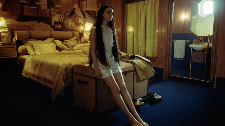 Curzon - Poor Things' Oscar-Winning Costume Designer on Vagina Blouses ...